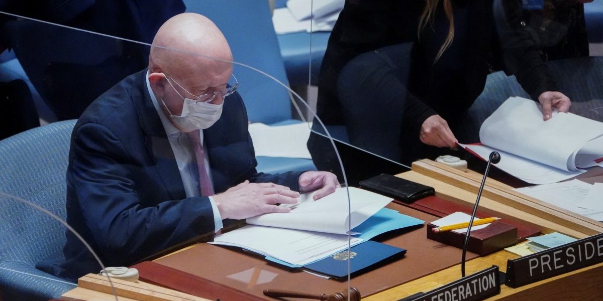 Russia Vetoes UNSC Resolution Deploring Ukraine Invasion, China, India ...