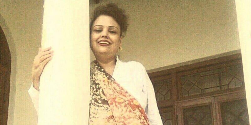 A Bollywood Songwriter, a Daughter Married in Pakistan, and a Family ...